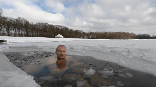 In een ijsbad stappen: Waarom zou je dat doen? - Ademwinst | Steven ...